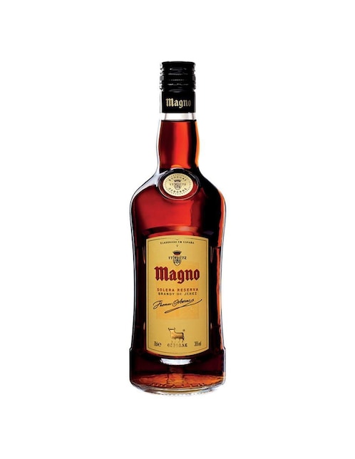 Brandy Magno 700 ml 1