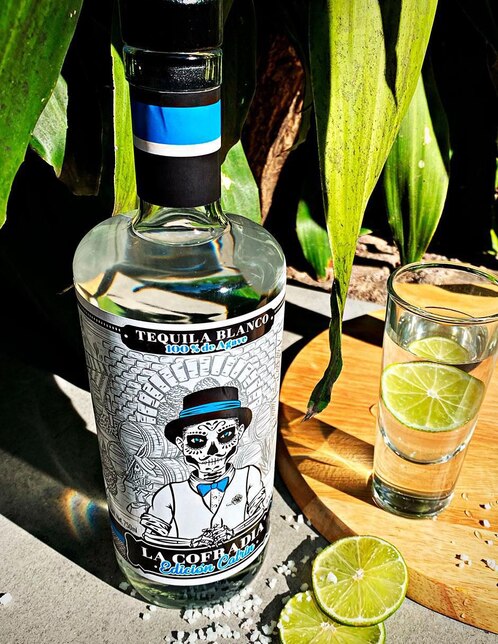 Tequila La Cofradia Catrin tipo Blanco 750 ml 3